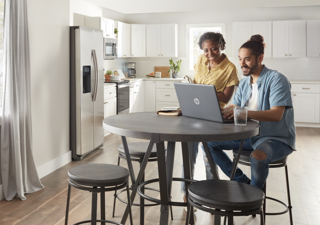 Aaron's Has the Laptop for You! - Home Made with Aaron's